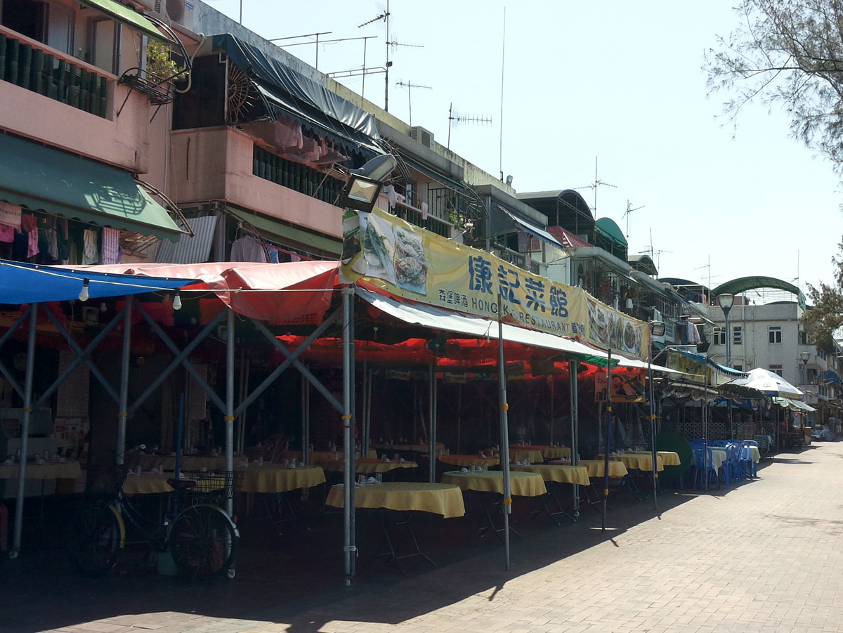 Seafood restaurants early in the day - Cheung Chau Gallery